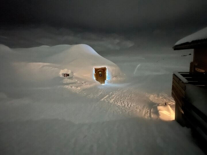 Slapen in een iglo: een unieke ervaring op de Engstligenalp in ...