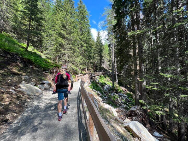 Lago Nambino in Trentino in Italië: een mooie wandeling naar een ...
