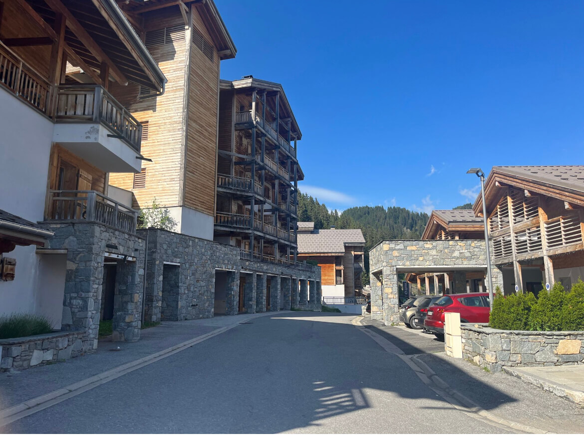 Dormio Resort Les Portes Du Grand Massif: luxe appartementen in Flaine ...